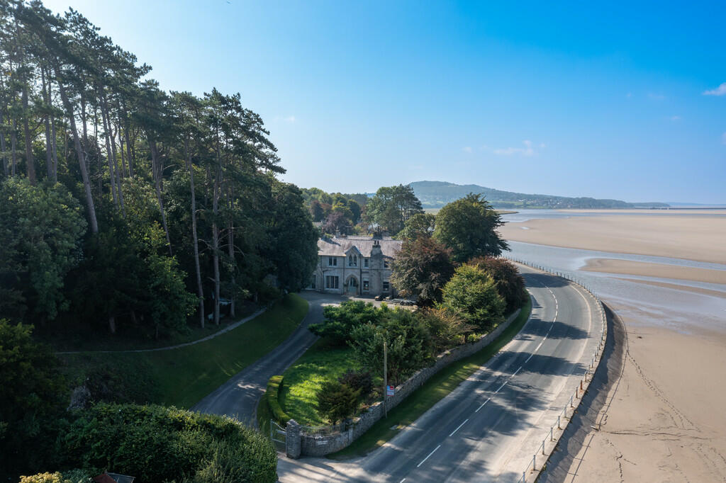 4 bedroom semi-detached house for sale in 1 Arnbarrow, Sandside, LA7 ...