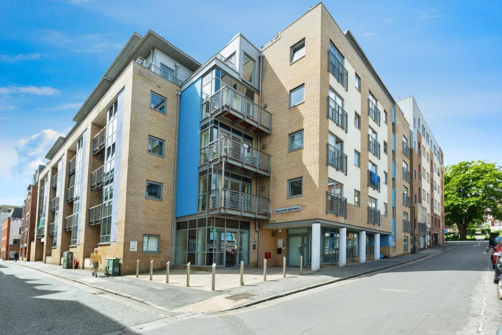1 bedroom flat for sale in King Square Avenue, BRISTOL, BS2