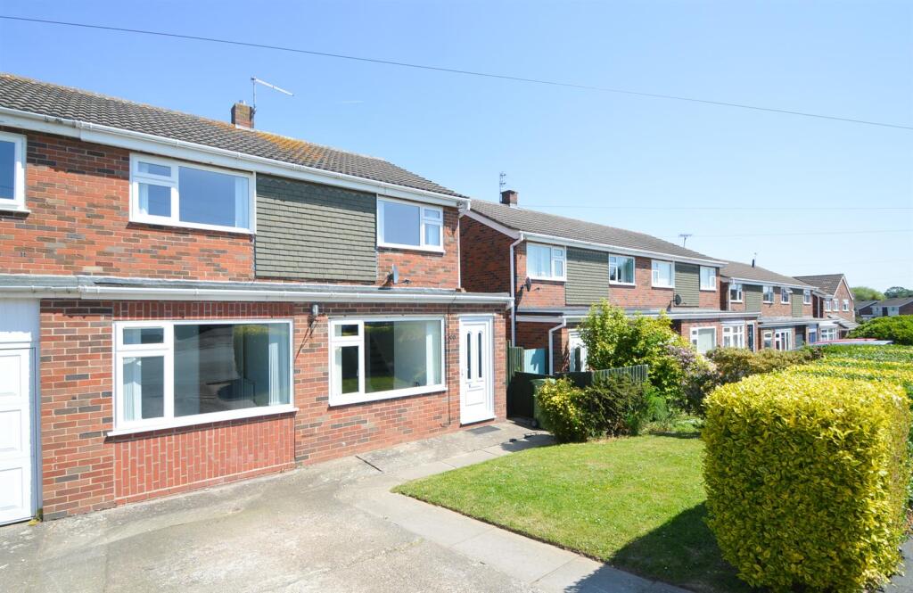 3 bedroom semi-detached house for sale in Glebe Road, Bayston Hill ...