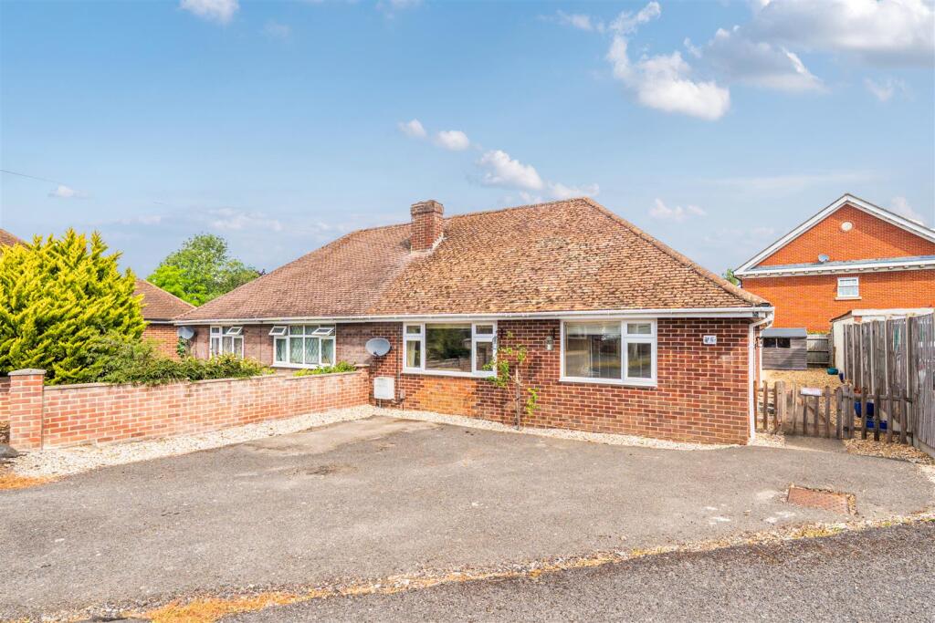 2 bedroom house for sale in Rokeby Close, Newbury, Berkshire, RG14