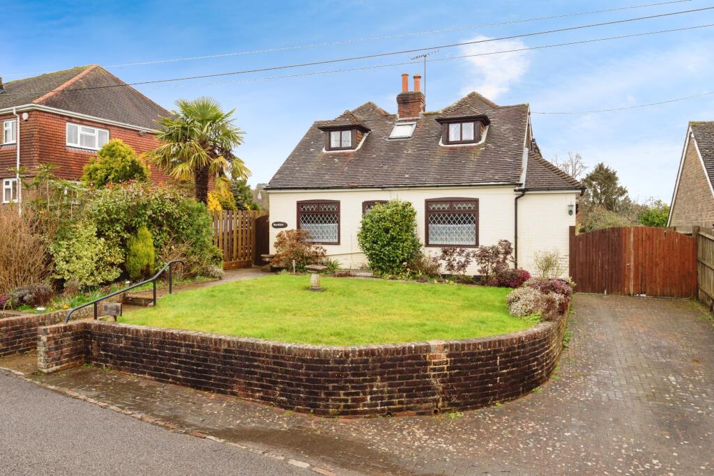 3 bedroom detached house for sale in Mountfield, Robertsbridge, East ...