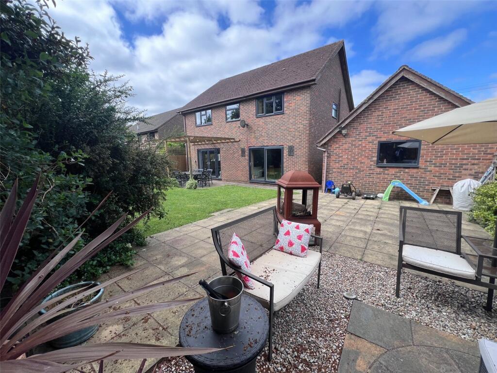 4 bedroom detached house for sale in Back Lane, Cross in Hand ...