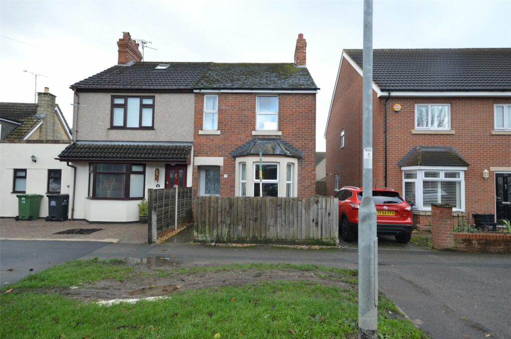 3 Bedroom Terraced House For Sale In Dores Road Upper Stratton