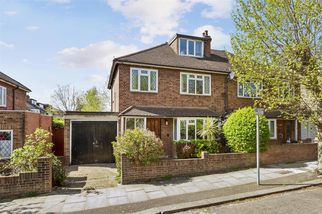 3 bedroom house for sale in Albert Grove, Wimbledon, SW19, SW20
