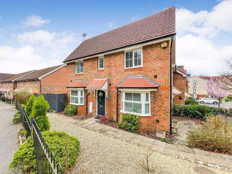 3 bedroom semi-detached house for sale in Mescott Meadows, Hedge End, SO30