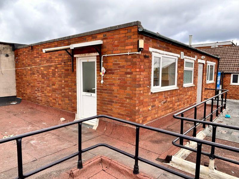 2 bedroom flat for sale in Boldmere Road, Sutton Coldfield, B73 5UY, B73