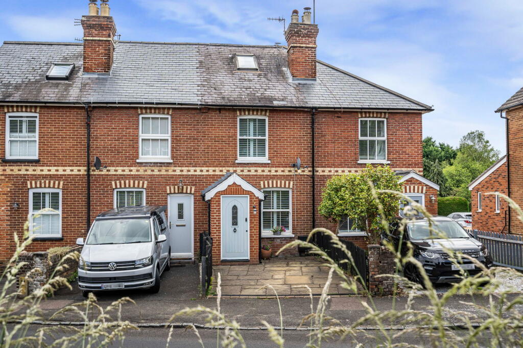 3 bedroom terraced house for sale in Birtley Road, Bramley, Guildford ...