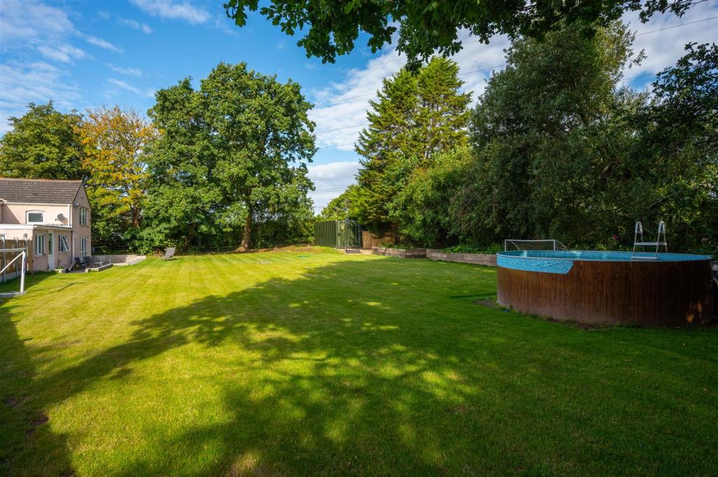 3 bedroom detached house for sale in Sandy Brow Lane, Liverpool, L33