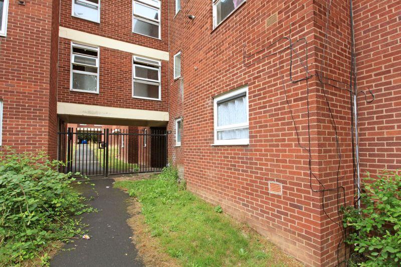 1 bedroom flat for rent in Beaconsfield, Brookside, TF3
