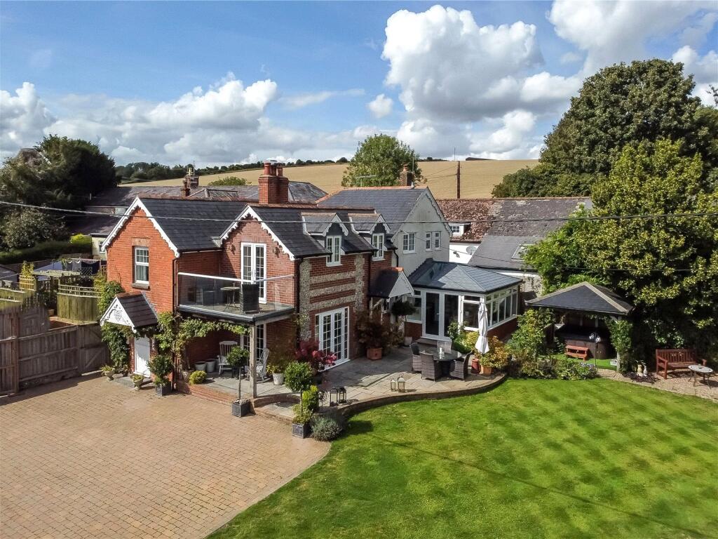 4 bedroom detached house for sale in Pitts Lane, Bishopstone, Salisbury ...