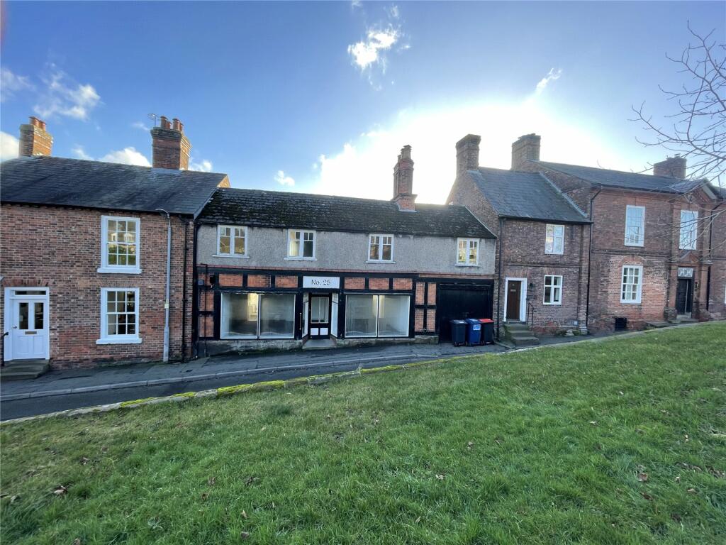 2 bedroom town house for sale in Church Street, Malpas, Cheshire, SY14