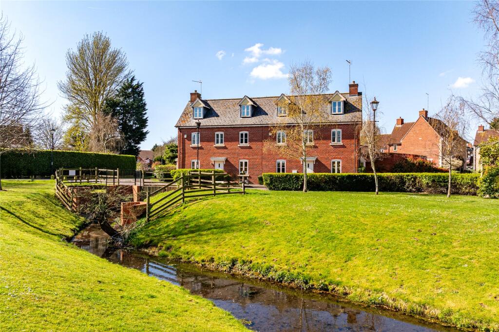 4 bedroom house for sale in Glebe Farm Close, Collingtree ...