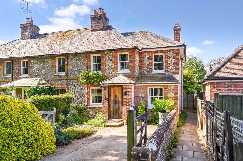 3 bedroom semi-detached house for sale in School Lane, Compton, PO18