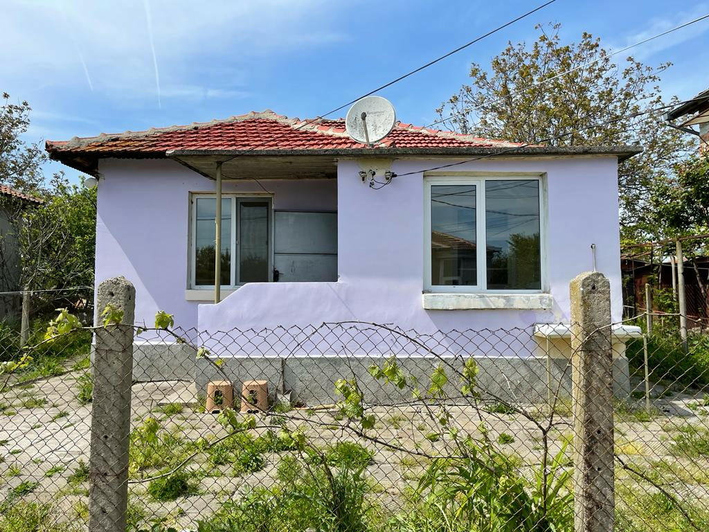2 bedroom detached house for sale in Burgas, Burgas, Bulgaria