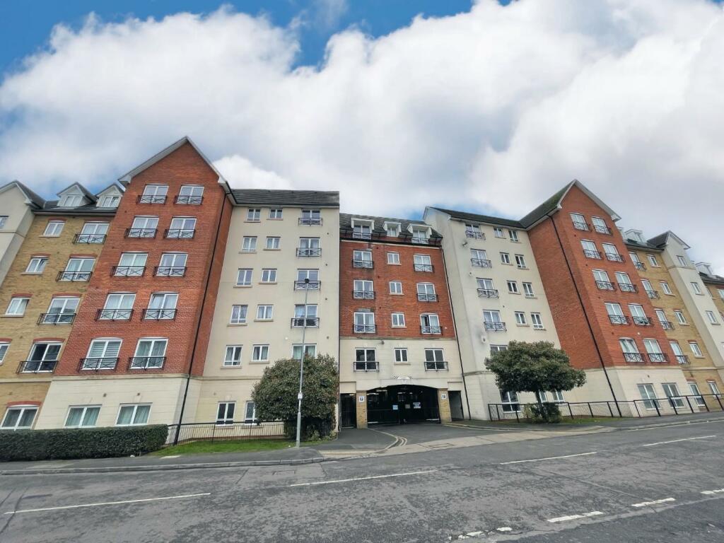 1 bedroom apartment for sale in Broad Street, Northampton, NN1