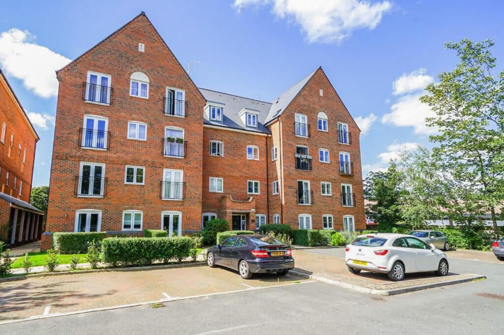 1 bedroom apartment for sale in Town Bridge Mill, Leighton Buzzard, LU7