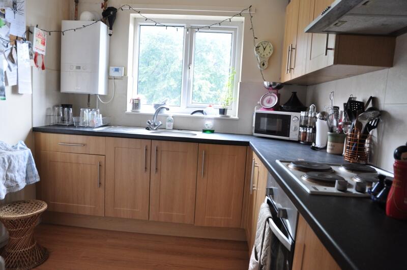 4 bedroom end of terrace house for rent in Well Close Rise, Woodhouse ...