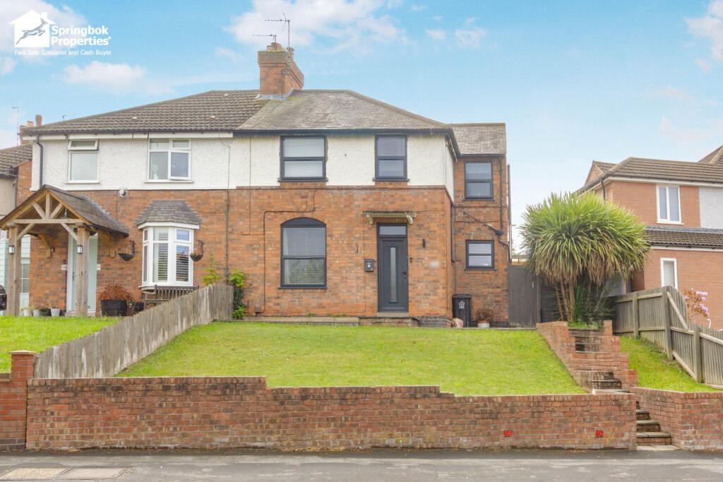 3 bedroom semi-detached house for sale in Aylestone Road, Leicester ...