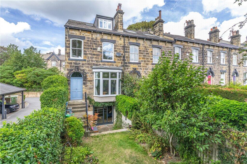 4 bedroom end of terrace house for sale in Albert Grove, Leeds, West ...