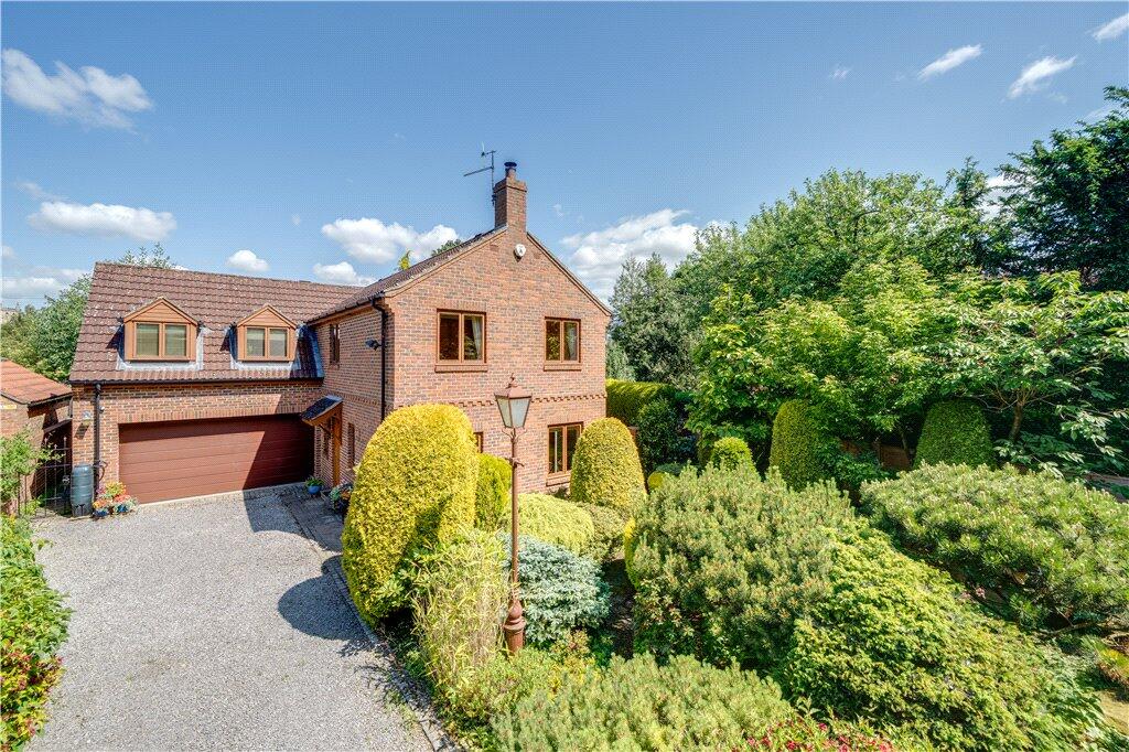 4 bedroom detached house for sale in South Crescent, Ripon, North Yorkshire, HG4