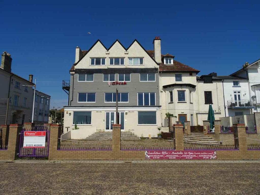 Restaurant for sale in E-917242 - 20 The Esplanade, Kirkley, Lowestoft ...