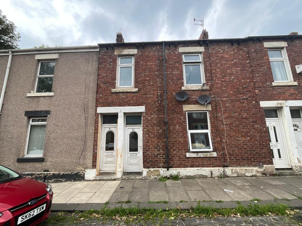 5 bedroom flat for sale in St. Pauls Road, Jarrow, Tyne and Wear, NE32