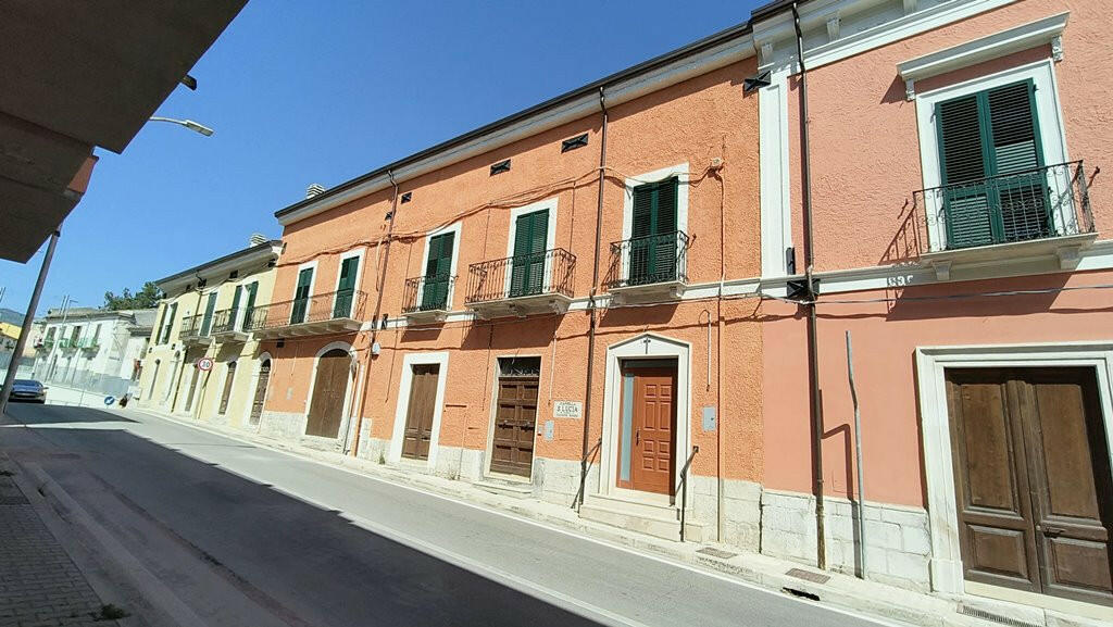2 bedroom terraced house for sale in Abruzzo, Pescara, Torre de`Passeri ...