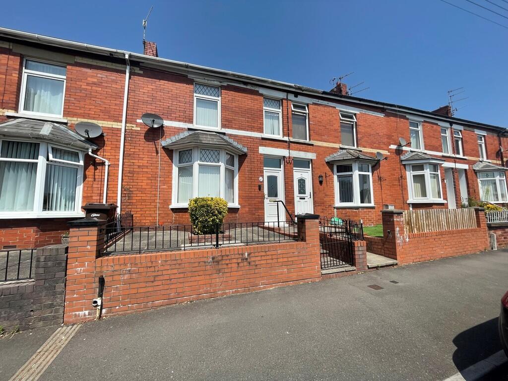 3 bedroom terraced house for sale in Pengam Road, Ystrad Mynach, CF82