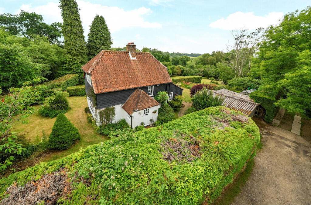 2 bedroom detached house for sale in Church Lane, Hambledon, Godalming ...