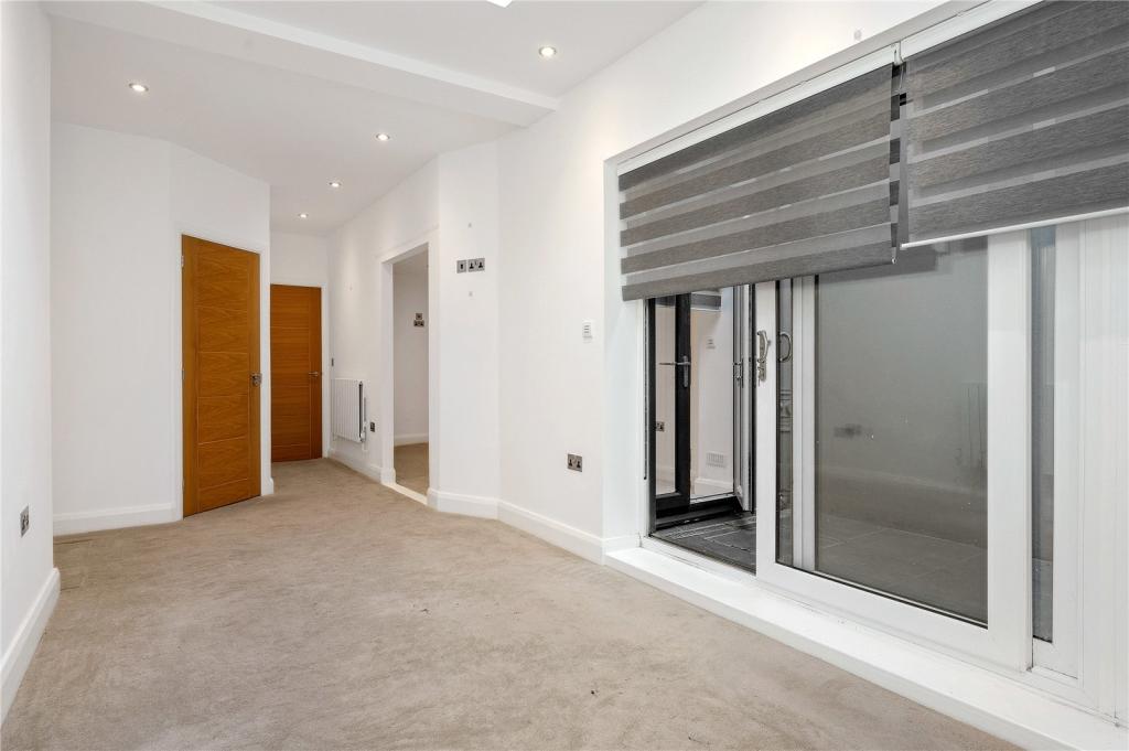 Shop for sale in Mountgrove Road, Highbury, Islington, London, N5