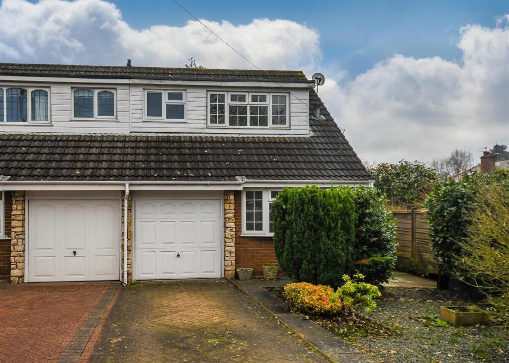 2 bedroom semi-detached house for sale in 2c Blackburn Avenue ...