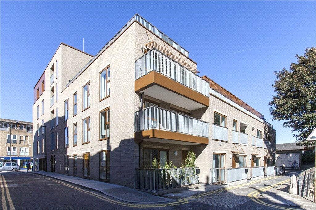 Studio apartment for sale in Stephen Court, Diss Street, London, E2