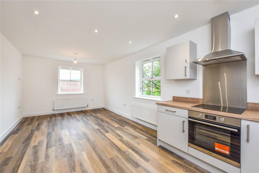 2 bedroom flat for sale in Windwhistle Rise, East Meon, Petersfield ...