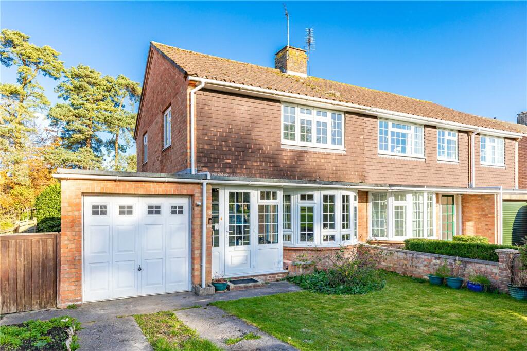 3 bedroom semi-detached house for sale in Roundway Park, Devizes ...