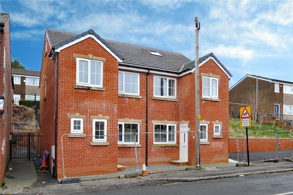 4 bedroom semi-detached house for sale in Hollins Road, Oldham, Greater ...