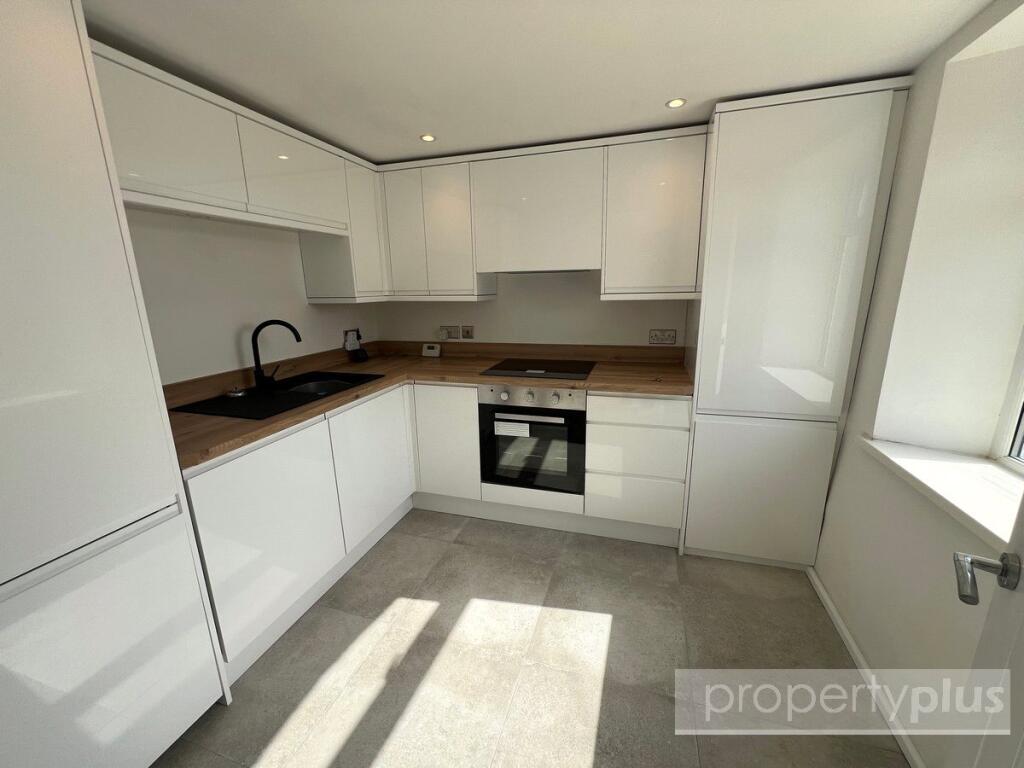 3 bedroom terraced house for sale in De Winton Terrace, Tonypandy ...