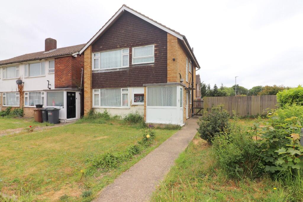 2 bedroom maisonette for sale in Birchen Grove, Luton, Bedfordshire ...
