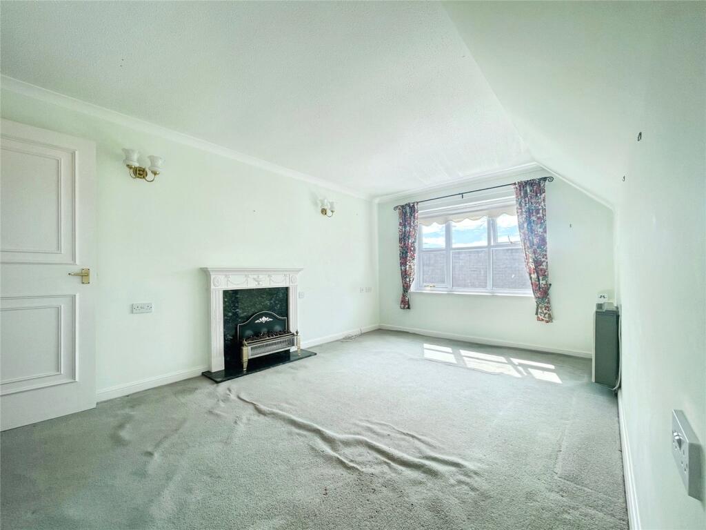 2 bedroom apartment for sale in The Waterloo, Cirencester ...