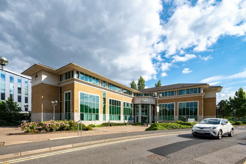 Office to lease in Hunton House Highbridge Estate, Oxford Road ...