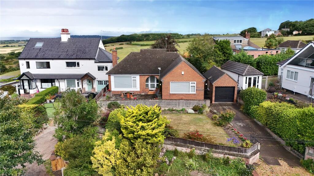 3 bedroom bungalow for sale in Greenfield Lane, Heswall, Wirral, CH60