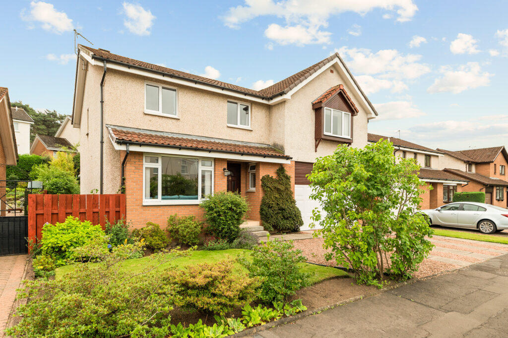 5 bedroom detached house for sale in Kenningknowes Road, Stirling, FK7