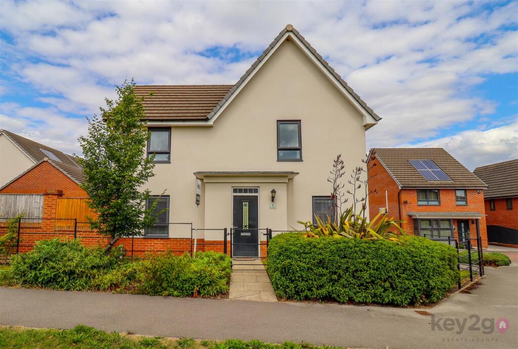 4 bedroom detached house for sale in Highfield Square, Waverley ...