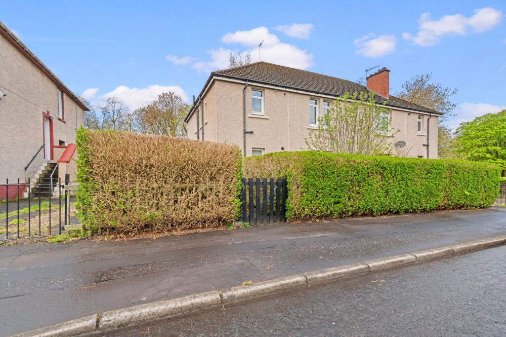 2 bedroom flat for sale in Hollowglen Road, Springboig, G32 0NJ, G32