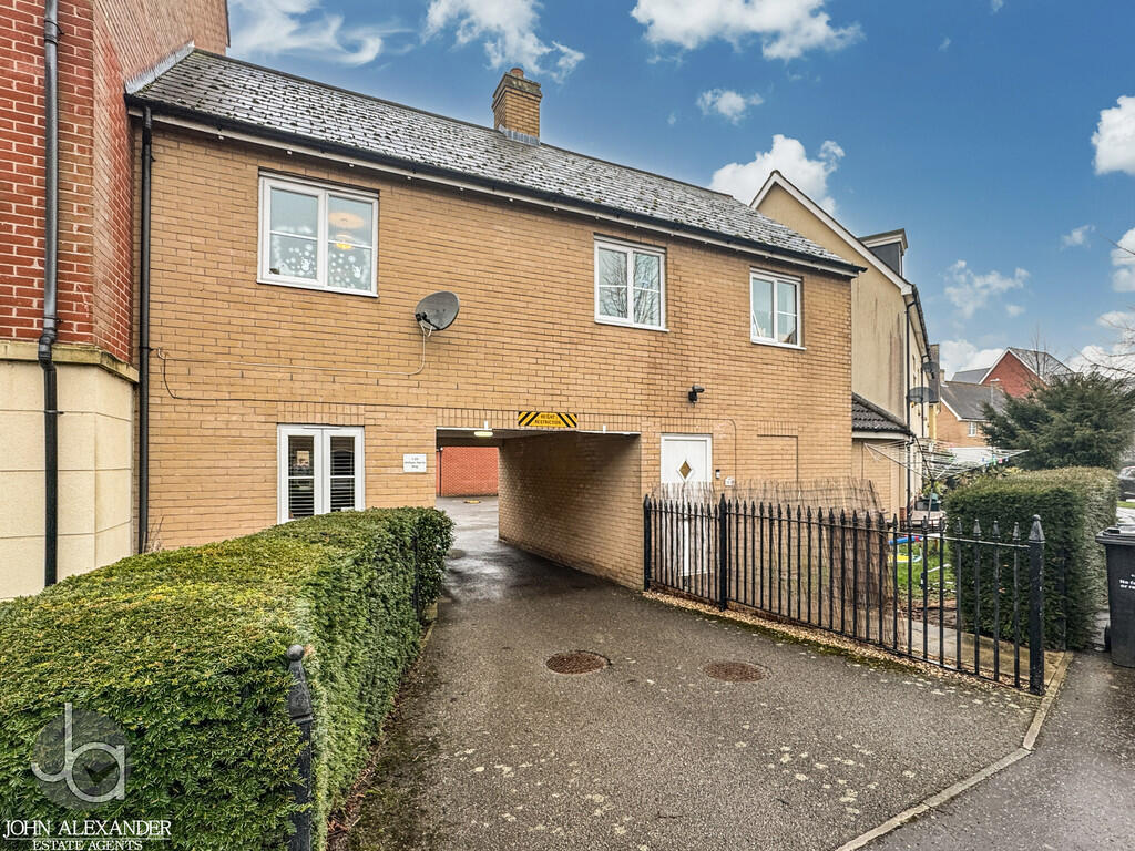 2 bedroom coach house for sale in William Harris Way, Colchester, CO2