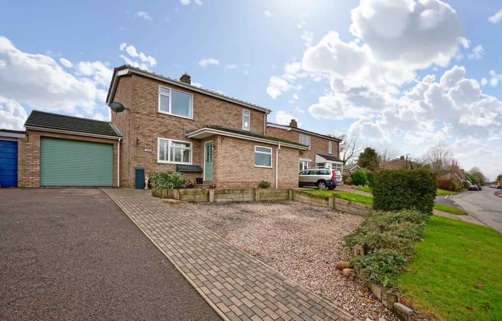 4 bedroom detached house for sale in High Street, Riseley, MK44