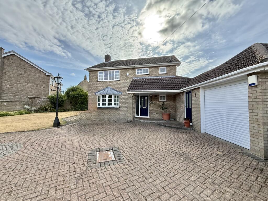 3 bedroom detached house for rent in Lincoln Road, Leasingham, Sleaford ...