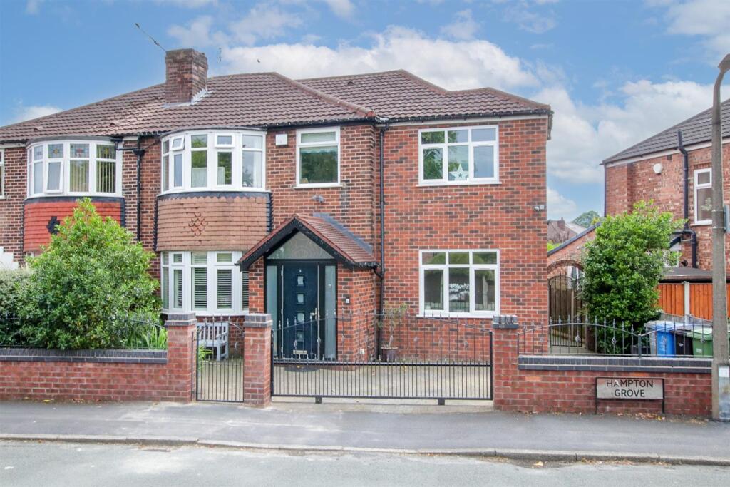 4 bedroom semi-detached house for sale in Hampton Grove, Timperley, WA14