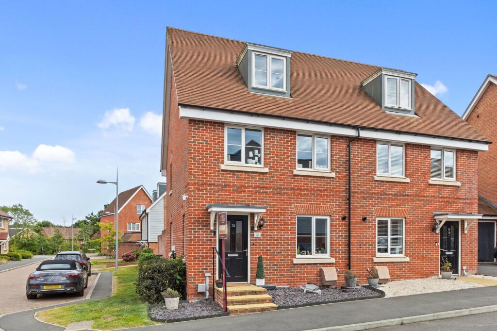 3 bedroom semi-detached house for sale in Tributary Lane, Faygate, RH12