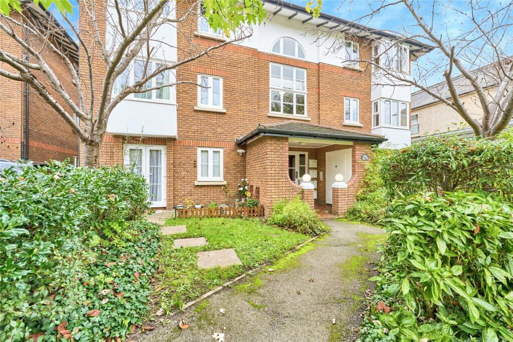 1 bedroom flat for sale in Kingsworthy Close, Kingston upon Thames, KT1