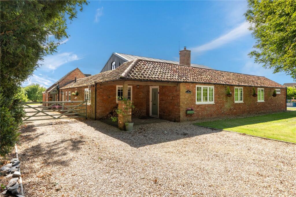 6 bedroom detached house for sale in Edlington, Horncastle ...
